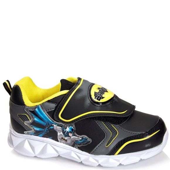 DC Comics | Shoes | Light Up Batman Shoes Size 7 | Poshmark